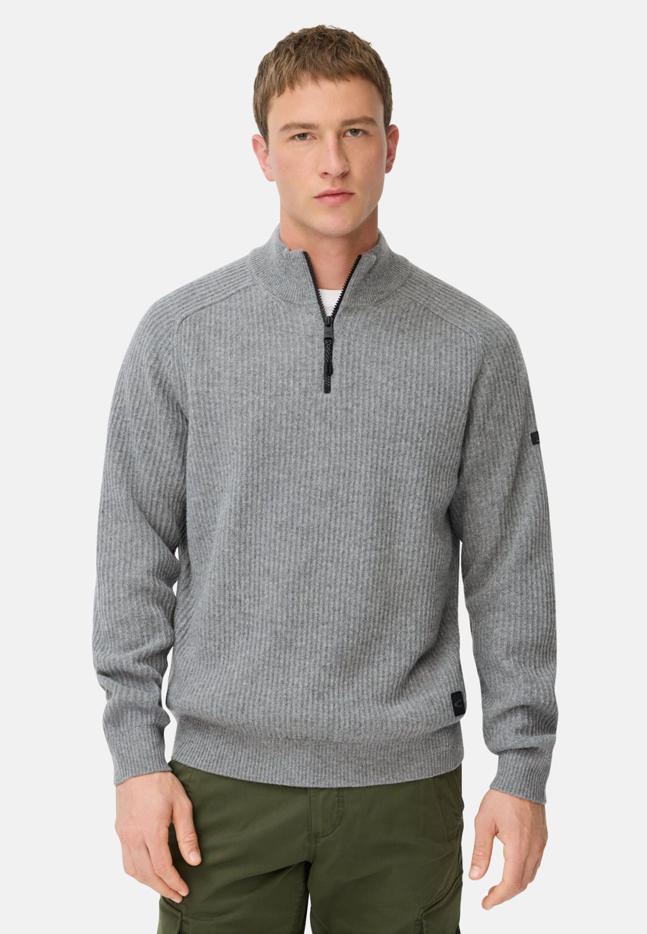Knitted troyer for Men in grey | camel active