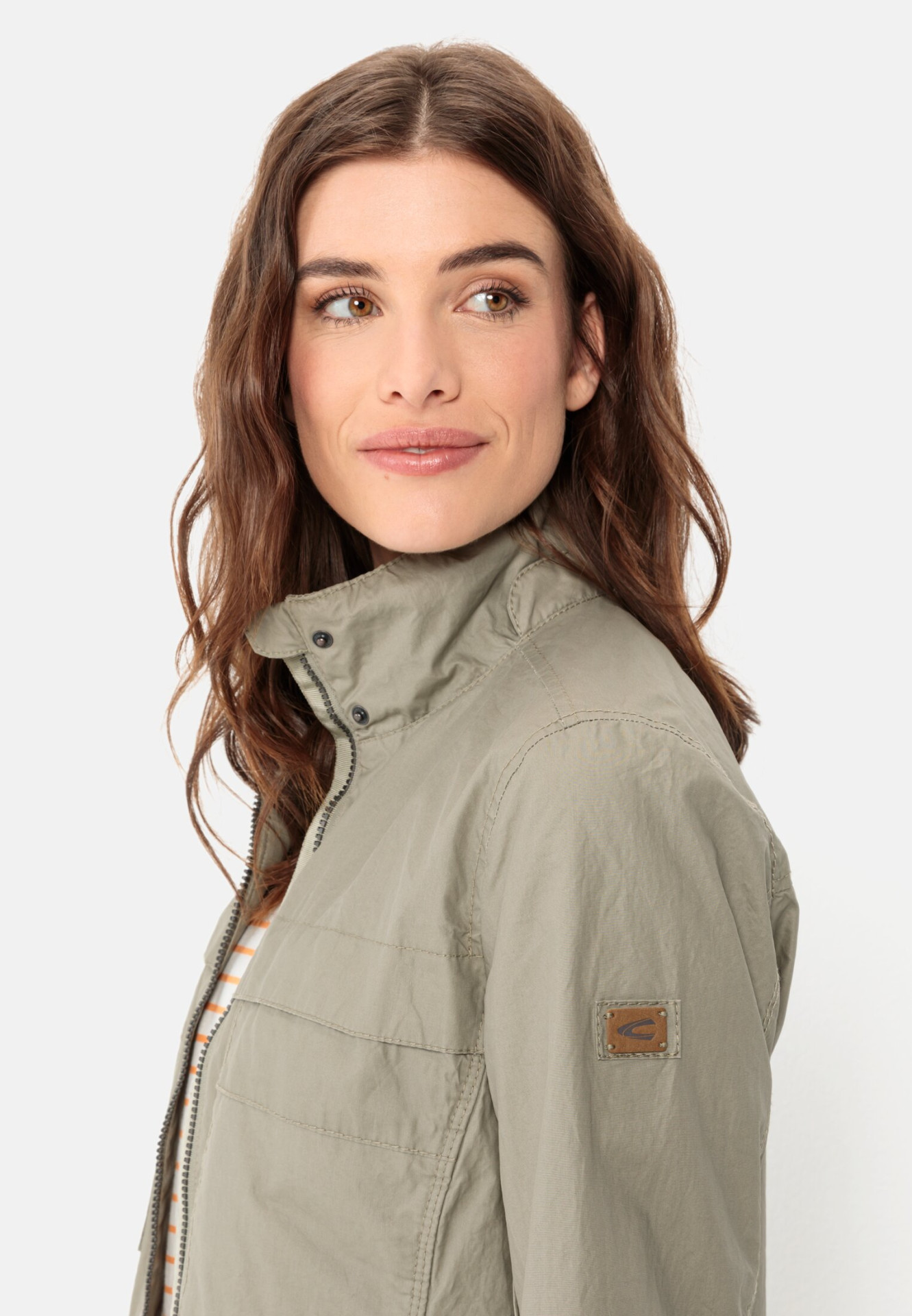 Leichte Jacke für Damen in Salbei | 34 | camel active